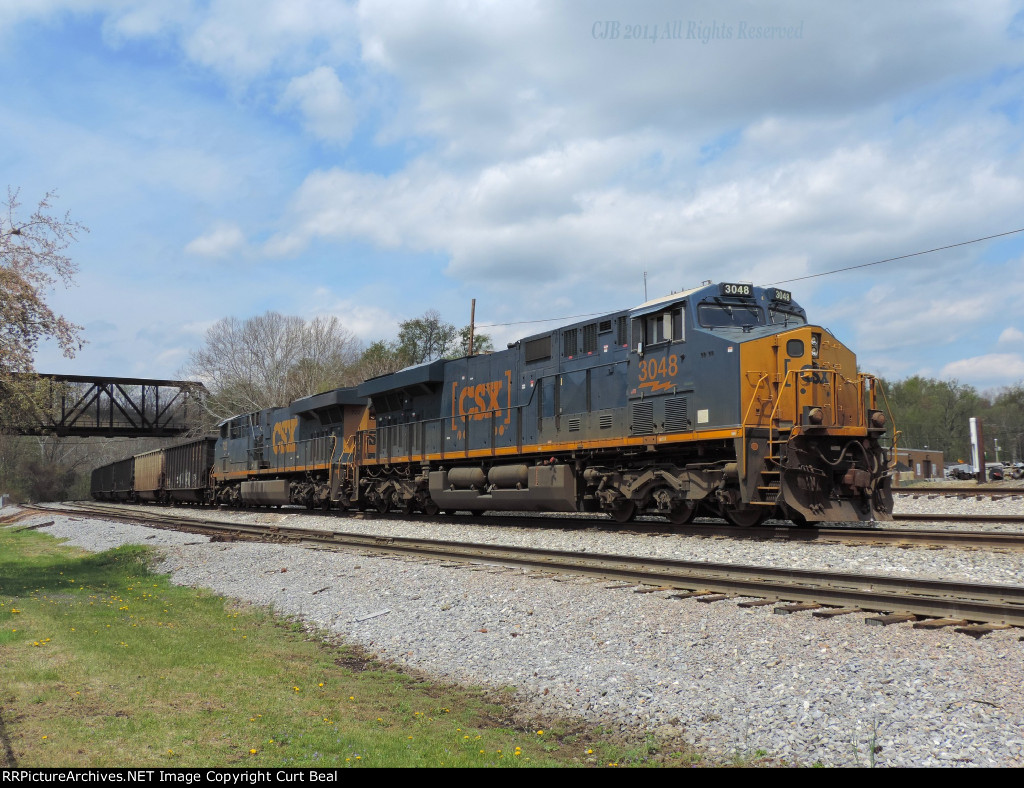 CSX 3048 and 722